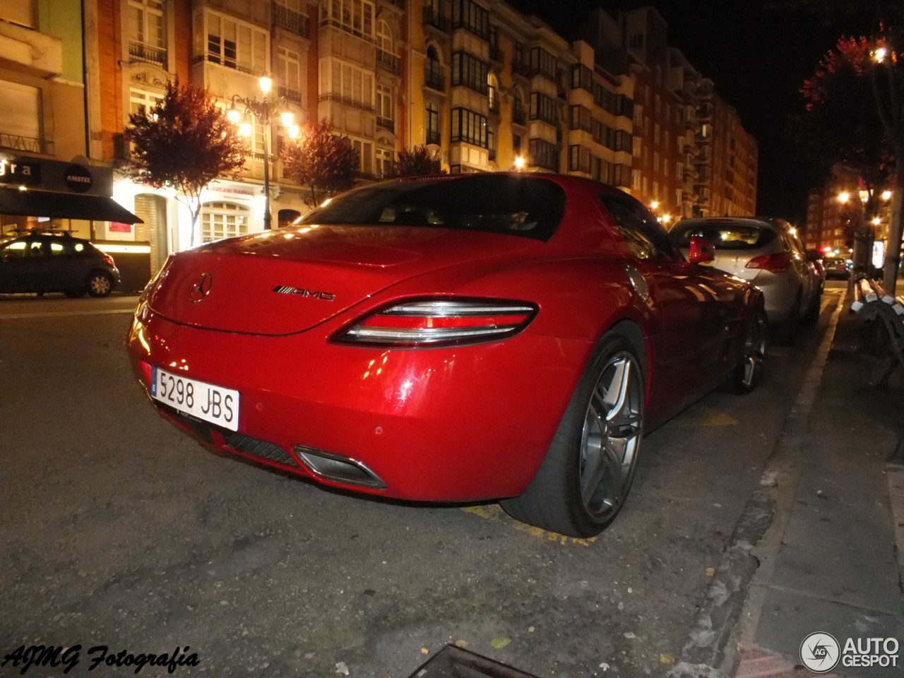 Mercedes-Benz SLS AMG - 30 May 2016 - Autogespot