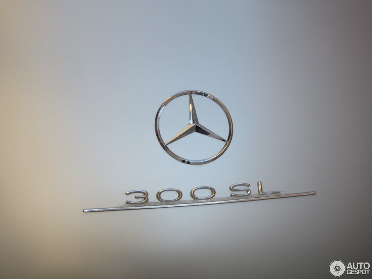 Mercedes-Benz 300SL Gullwing - 05 June 2016 - Autogespot