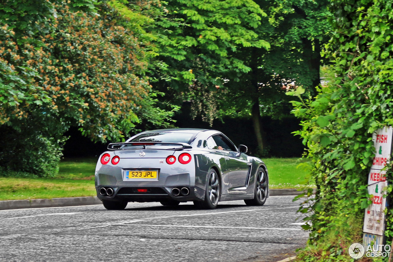 Nissan GT-R - 13 June 2016 - Autogespot