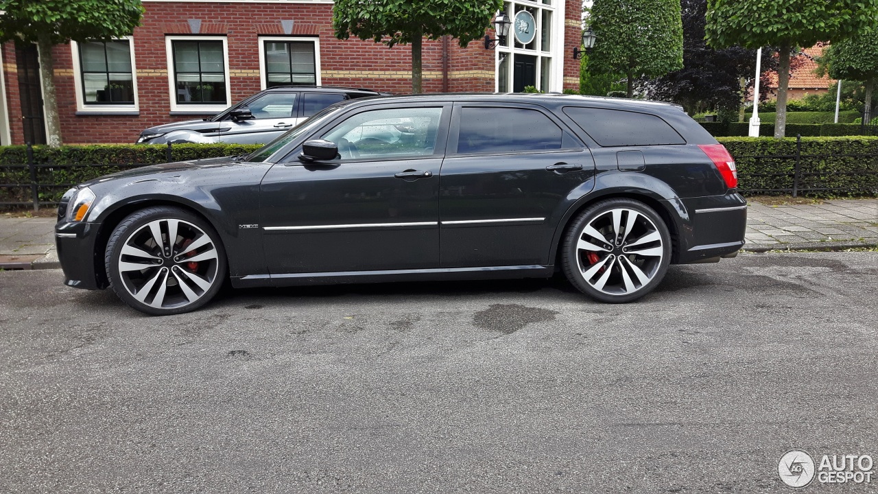 Dodge Magnum SRT-8 - 08 July 2016 - Autogespot