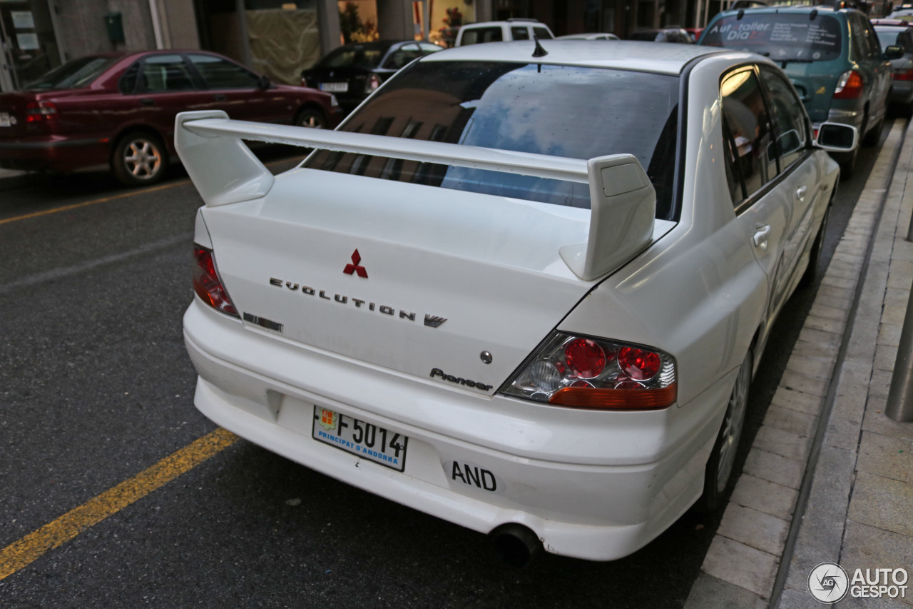 Mitsubishi Lancer Evolution VII - 09 July 2016 - Autogespot
