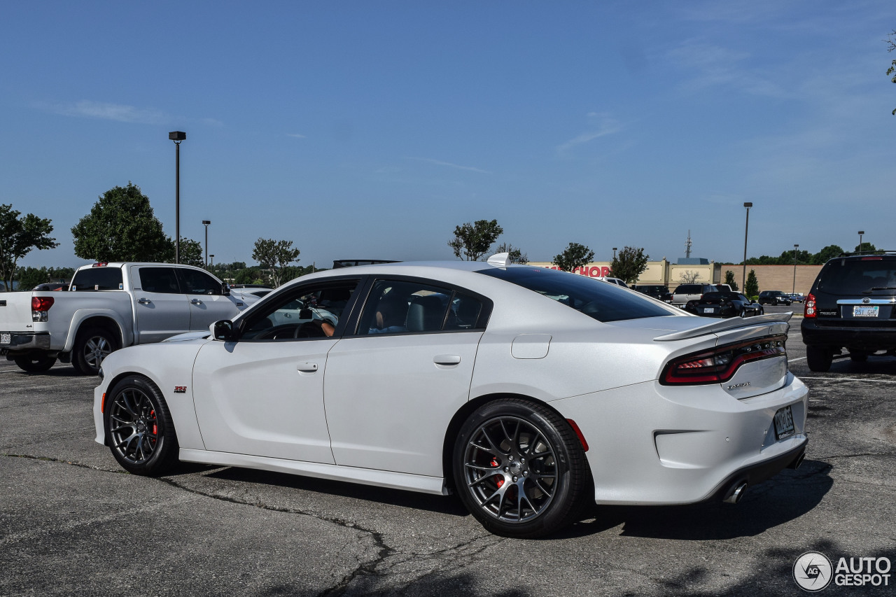 Dodge Charger SRT 392 2015 - 30 July 2016 - Autogespot