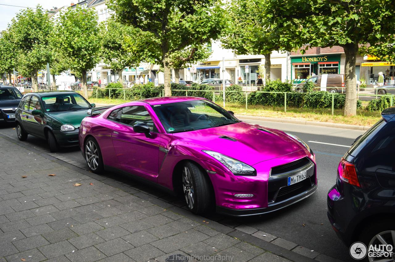 Nissan GT-R 2011 - 21 August 2016 - Autogespot