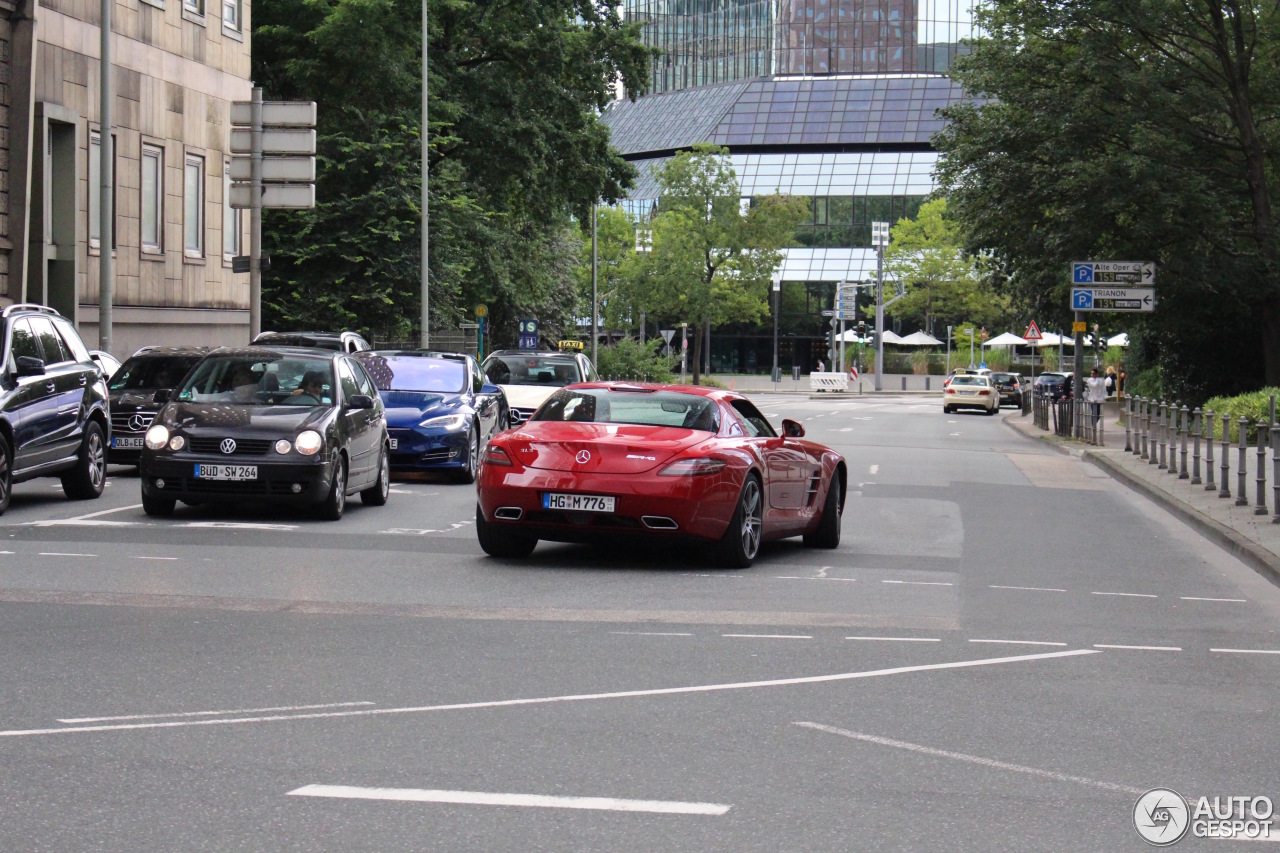 Mercedes-Benz SLS AMG - 22 August 2016 - Autogespot