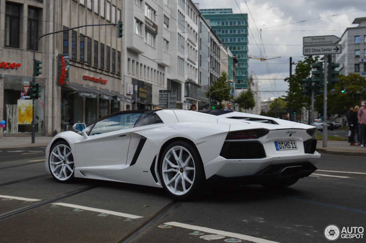 Lamborghini Aventador LP700-4 Roadster - 02 September 2016 - Autogespot