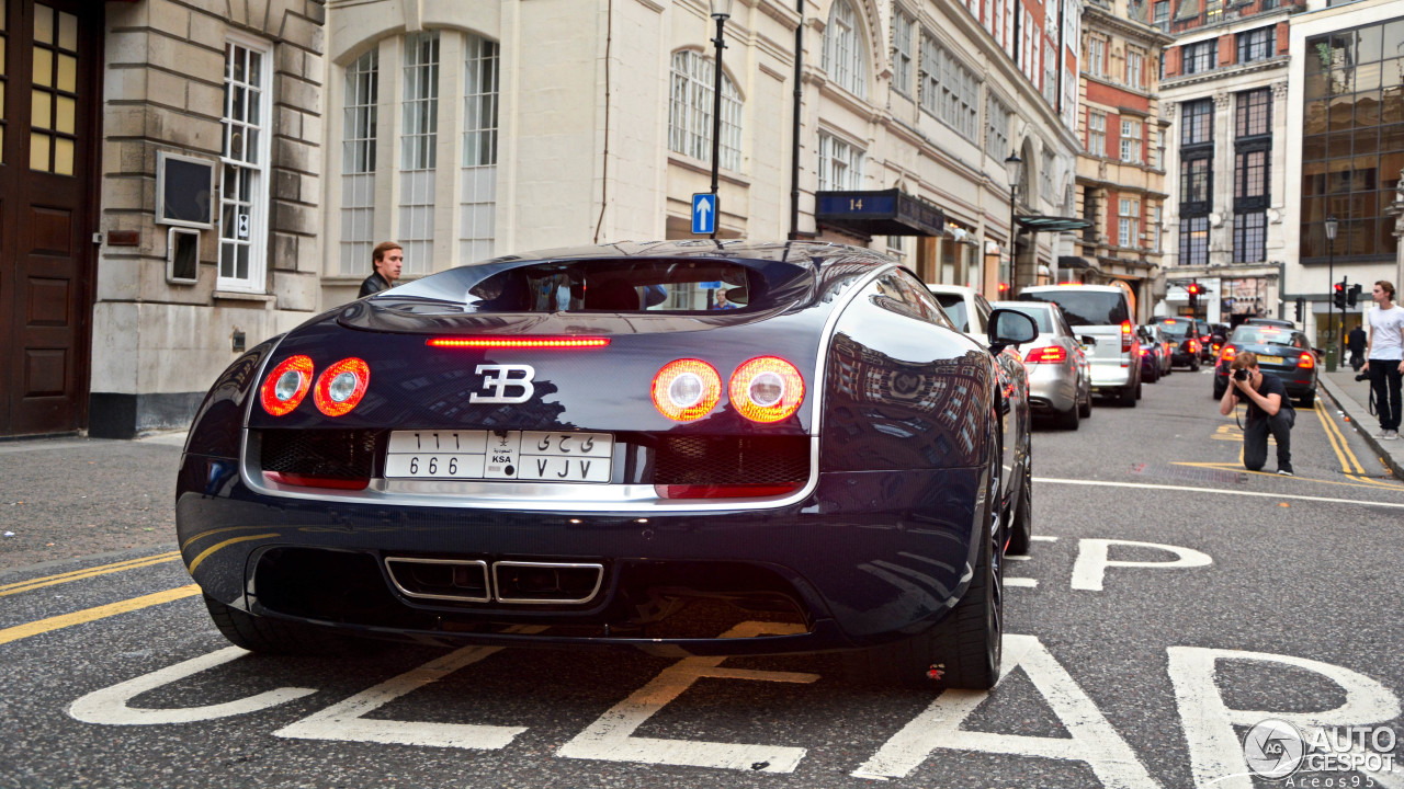 Bugatti Veyron 16.4 Super Sport - 16 November 2016 - Autogespot