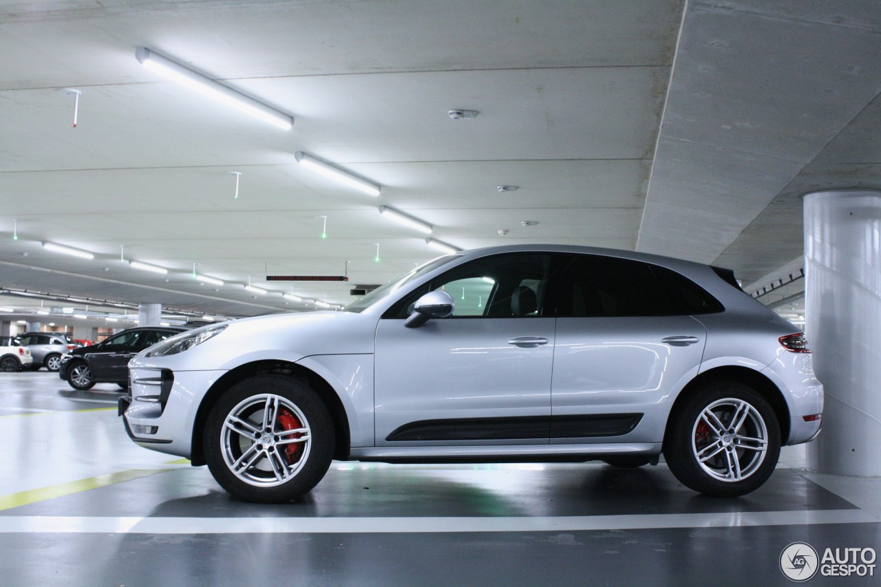 Porsche 95B Macan Turbo MkI - 20 November 2016 - Autogespot