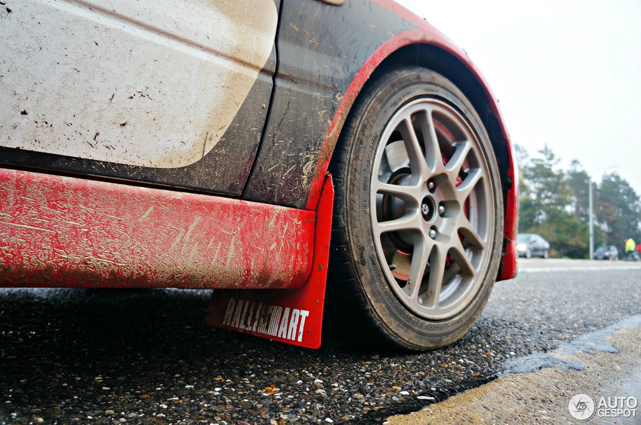 Mitsubishi Lancer Evolution IX RalliArt - 30 November 2016 - Autogespot