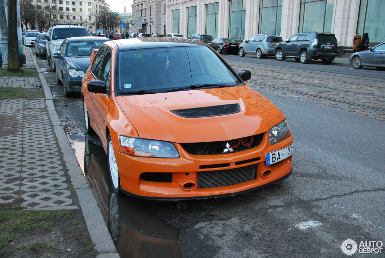 Mitsubishi Lancer Evolution IX RalliArt - 04 January 2017 - Autogespot