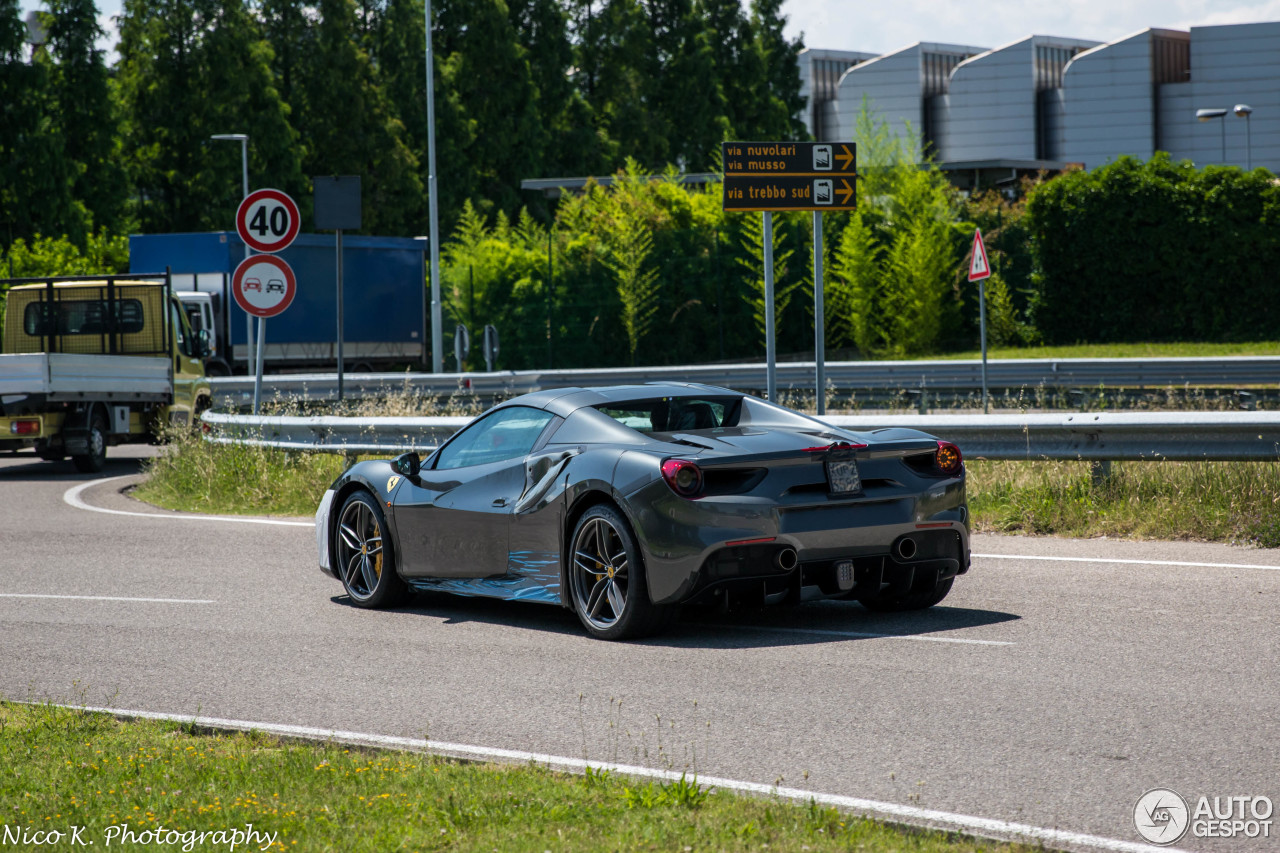 Ferrari 488 Spider - 17 February 2017 - Autogespot