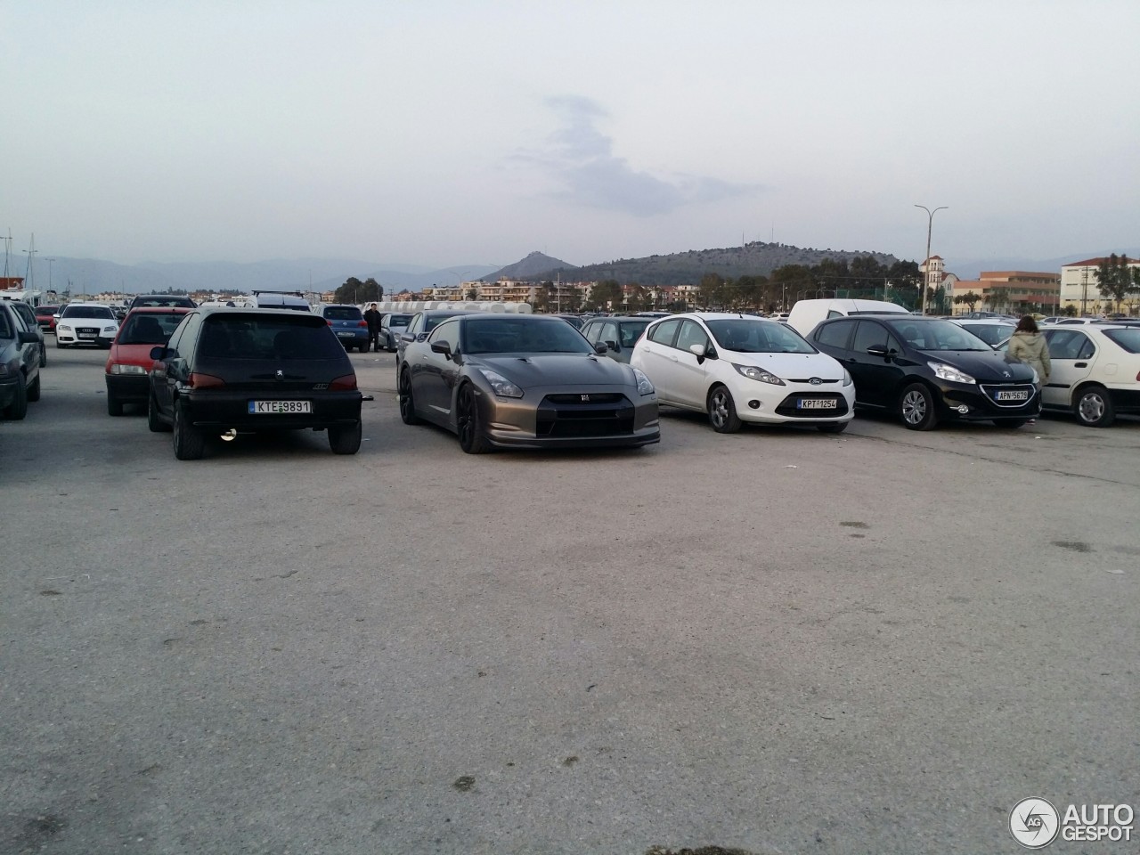 Nissan GT-R - 05 March 2017 - Autogespot