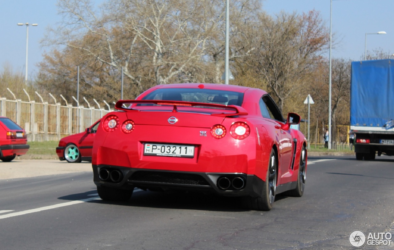 Nissan GT-R - 23 March 2017 - Autogespot