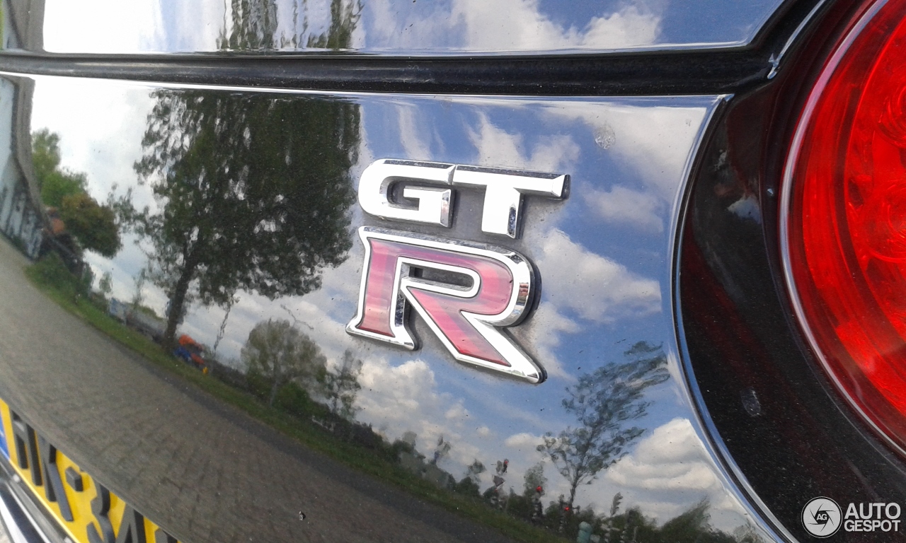 Nissan GT-R - 12 May 2017 - Autogespot