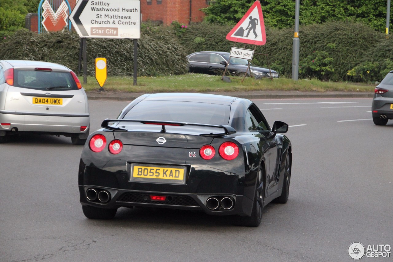 Nissan GT-R - 13 May 2017 - Autogespot
