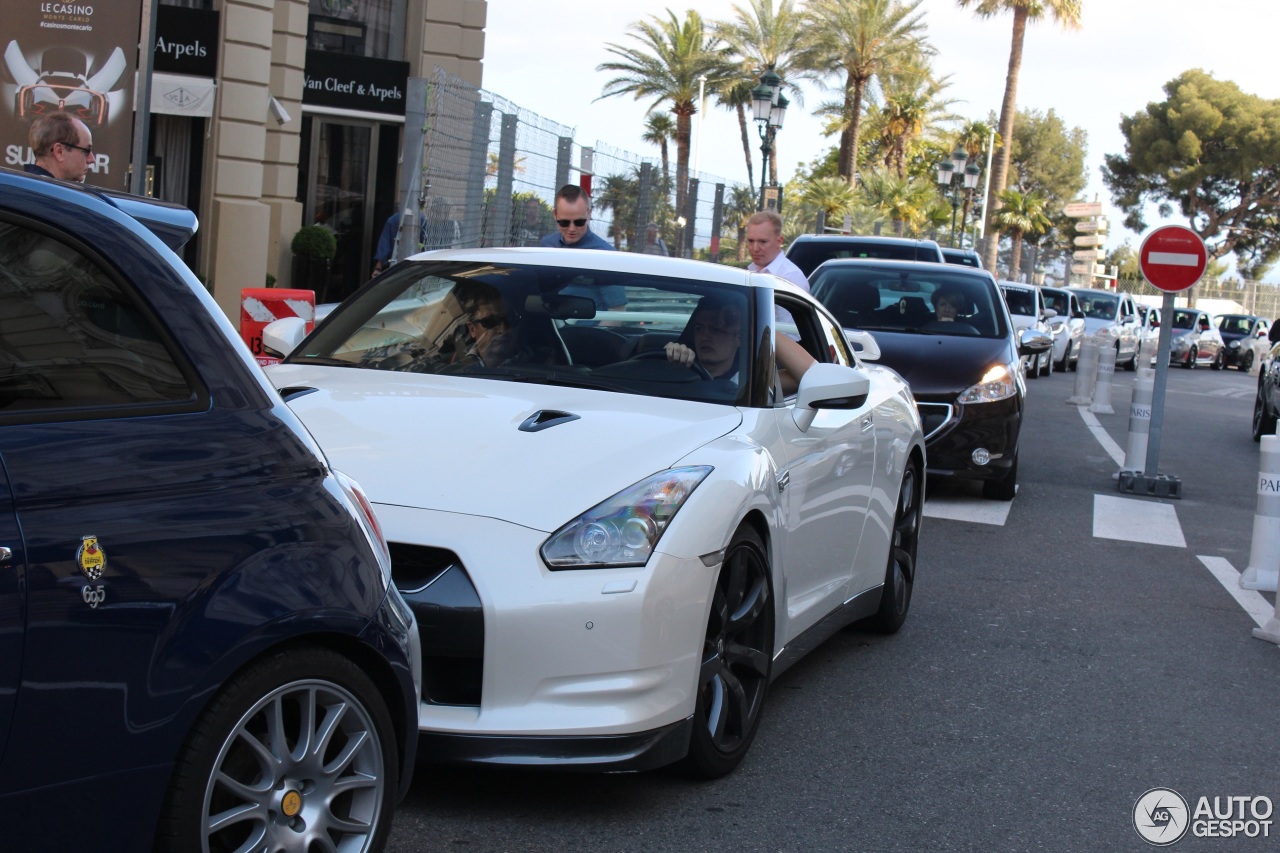 Nissan GT-R - 15 May 2017 - Autogespot