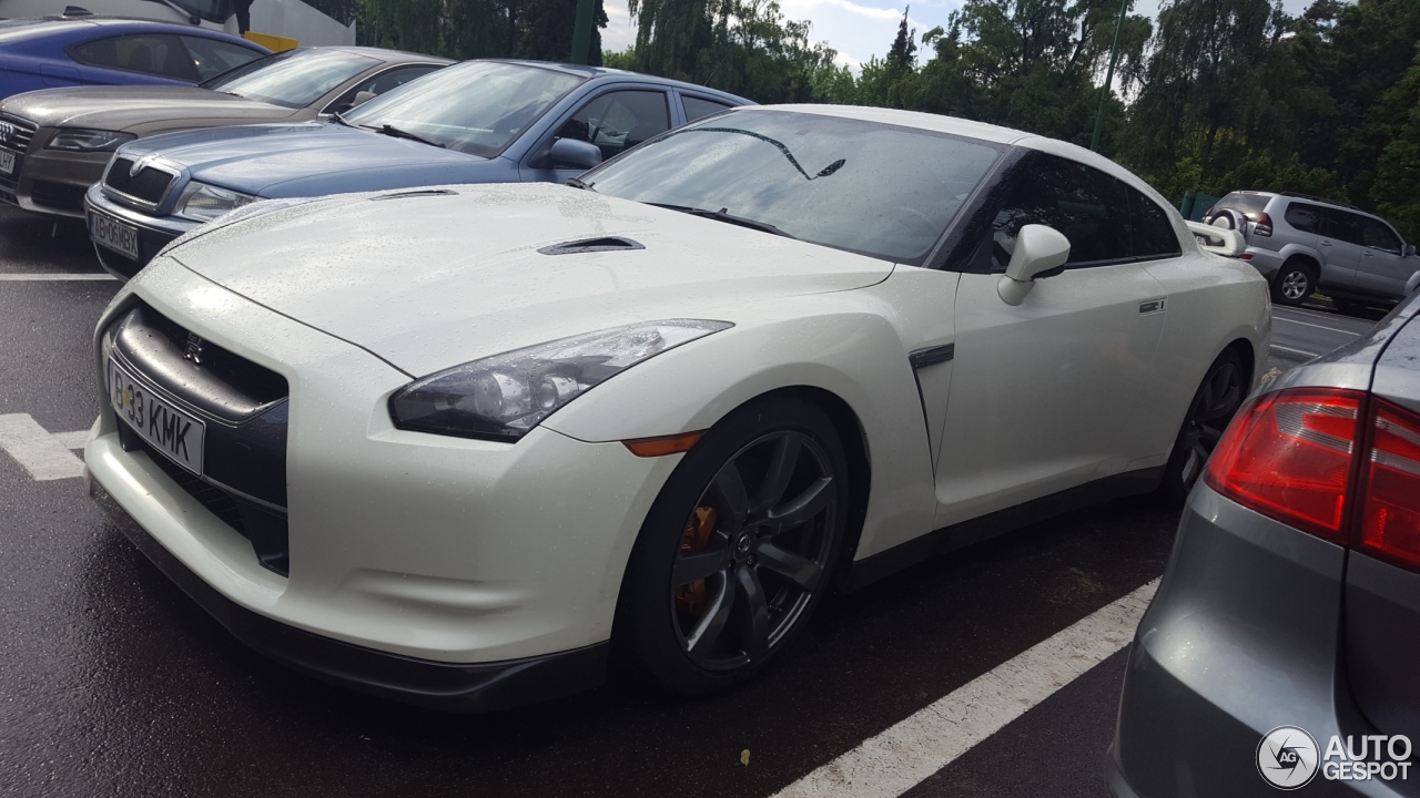 Nissan GT-R - 27 May 2017 - Autogespot