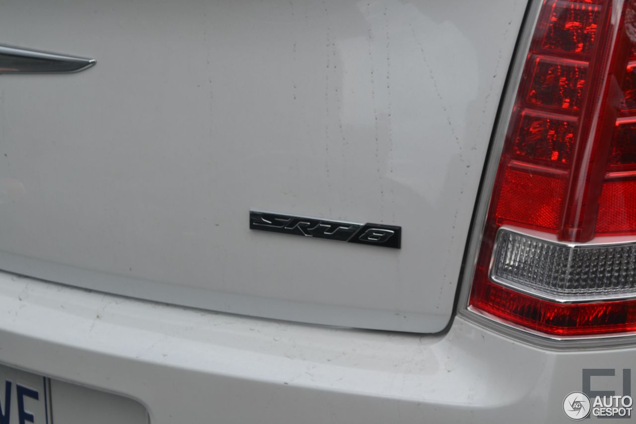 Chrysler 300C SRT8 2013 - 21 June 2017 - Autogespot