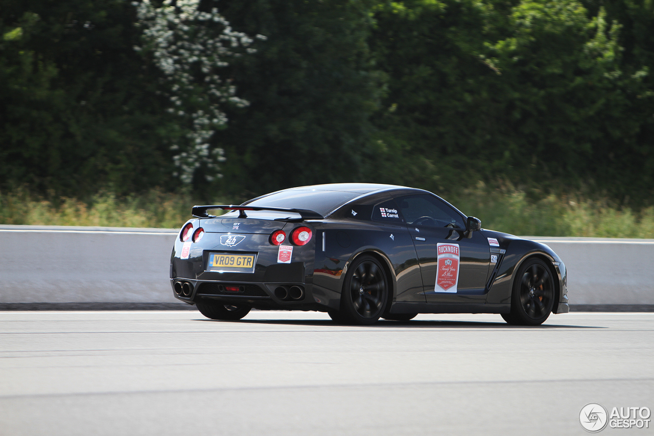 Nissan GT-R - 27 June 2017 - Autogespot