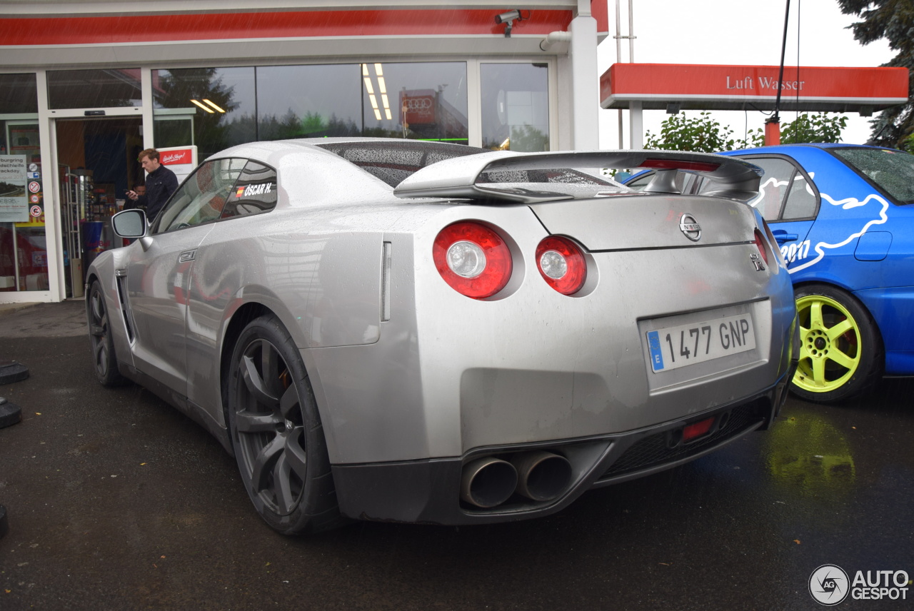 Nissan GT-R - 02 July 2017 - Autogespot
