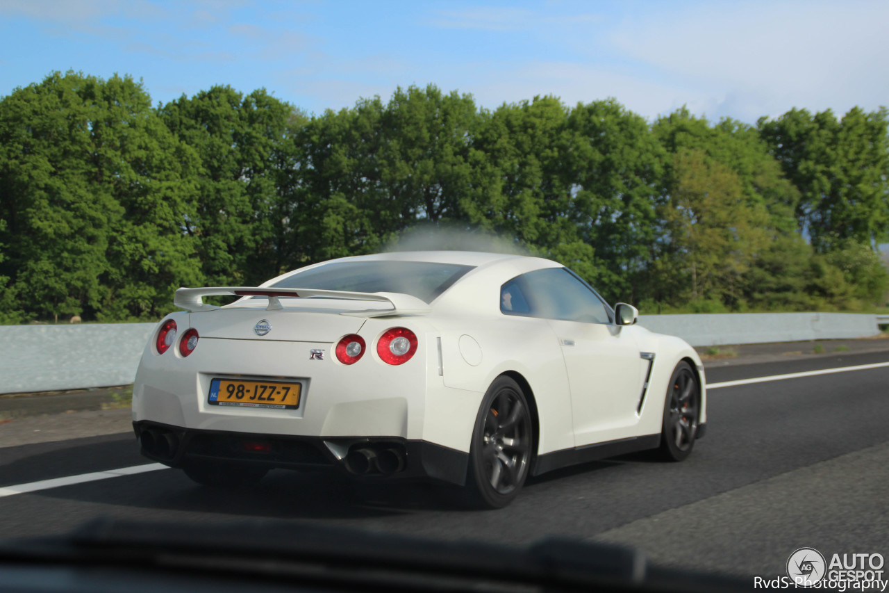 Nissan GT-R - 22 July 2017 - Autogespot