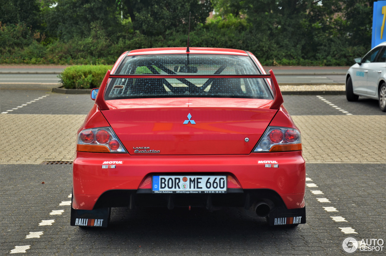 Mitsubishi Lancer Evolution IX RalliArt - 10 August 2017 - Autogespot