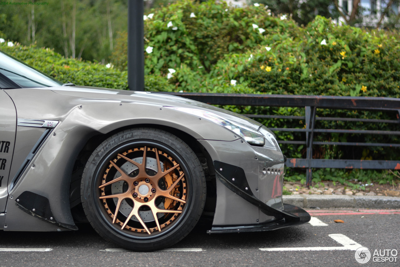 Nissan GT-R GReddy x Garrett Turbo Rocket Bunny - 27 September 2017 ...