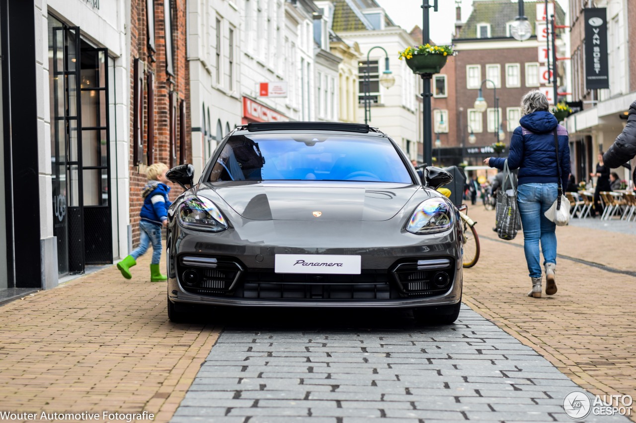Porsche 971 Panamera Turbo Sport Turismo - 28 October 2017 - Autogespot