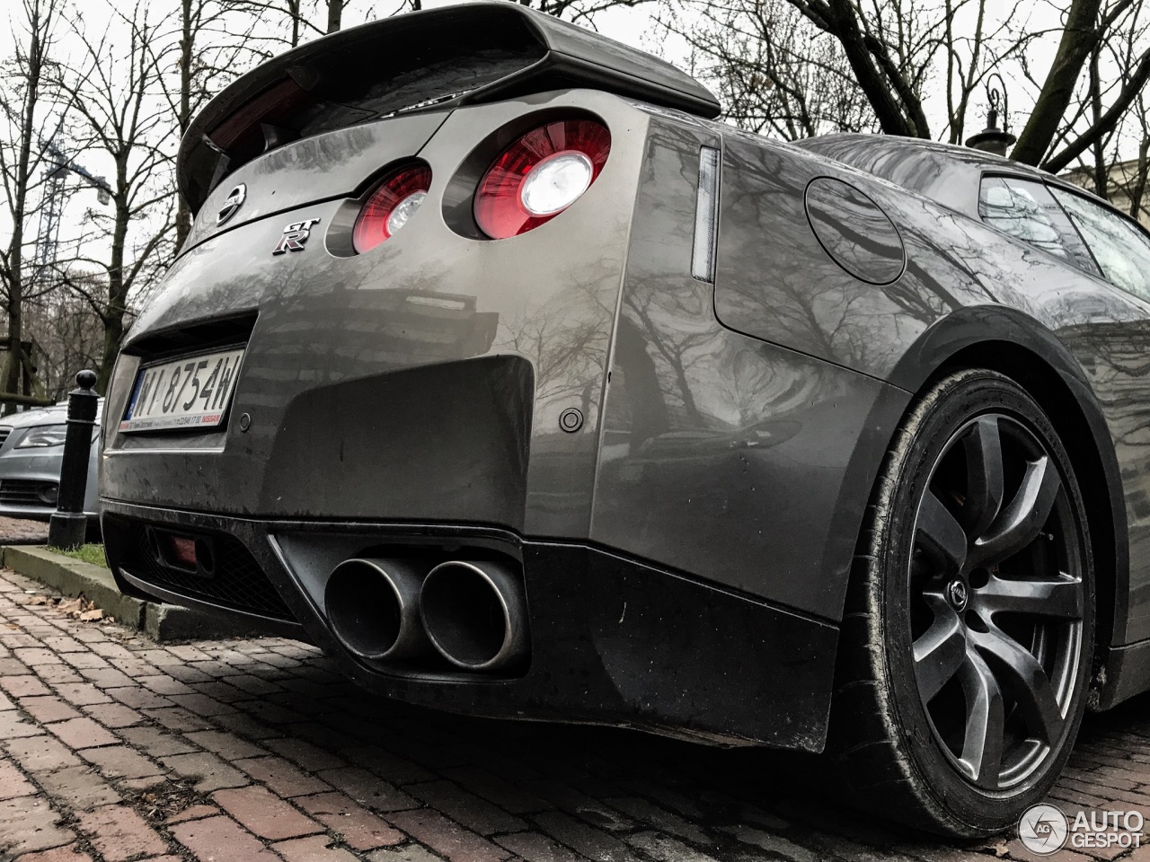 Nissan GT-R - 17 December 2017 - Autogespot