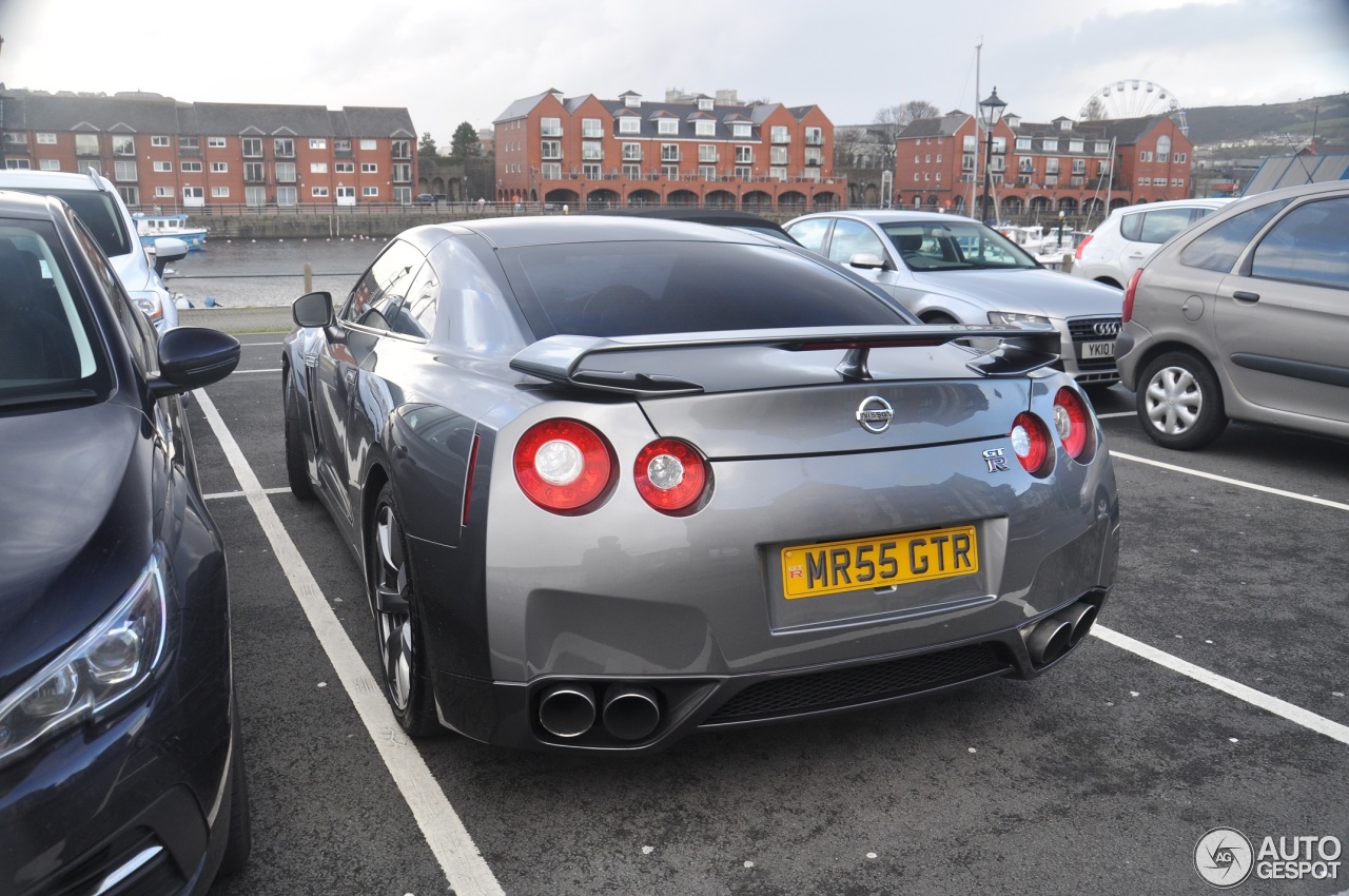 Nissan GT-R - 02 January 2018 - Autogespot