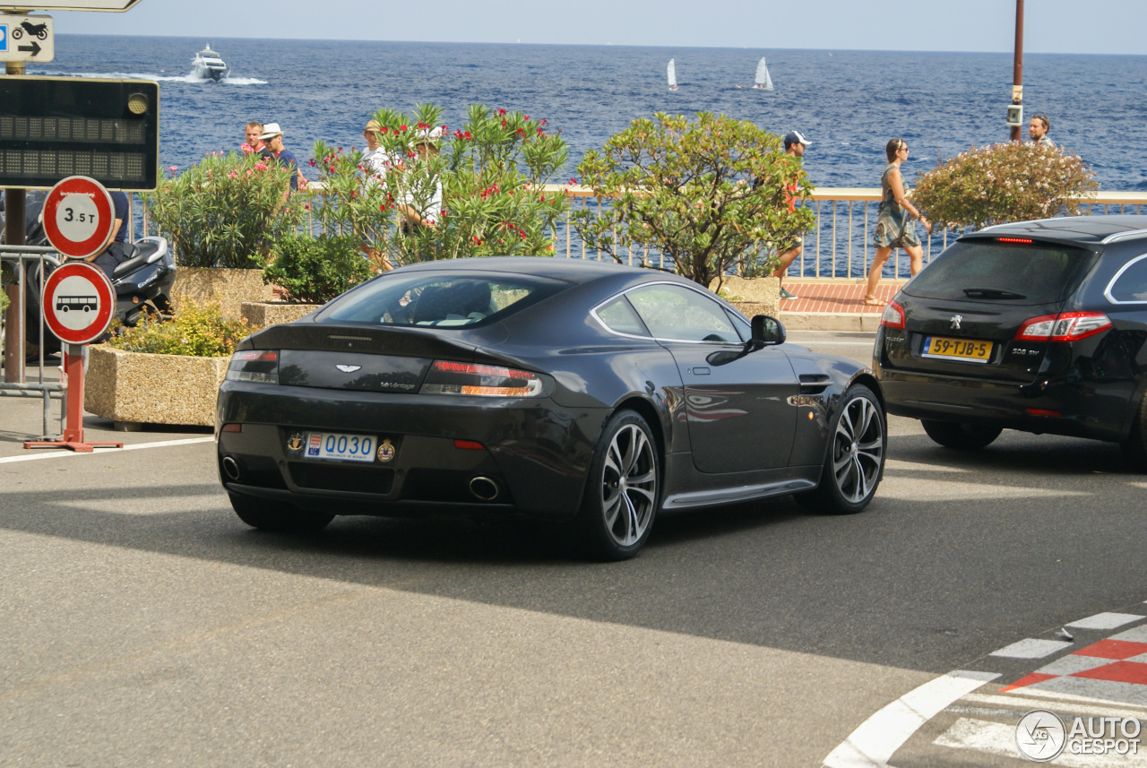 Aston Martin V12 Vantage - 21 January 2018 - Autogespot