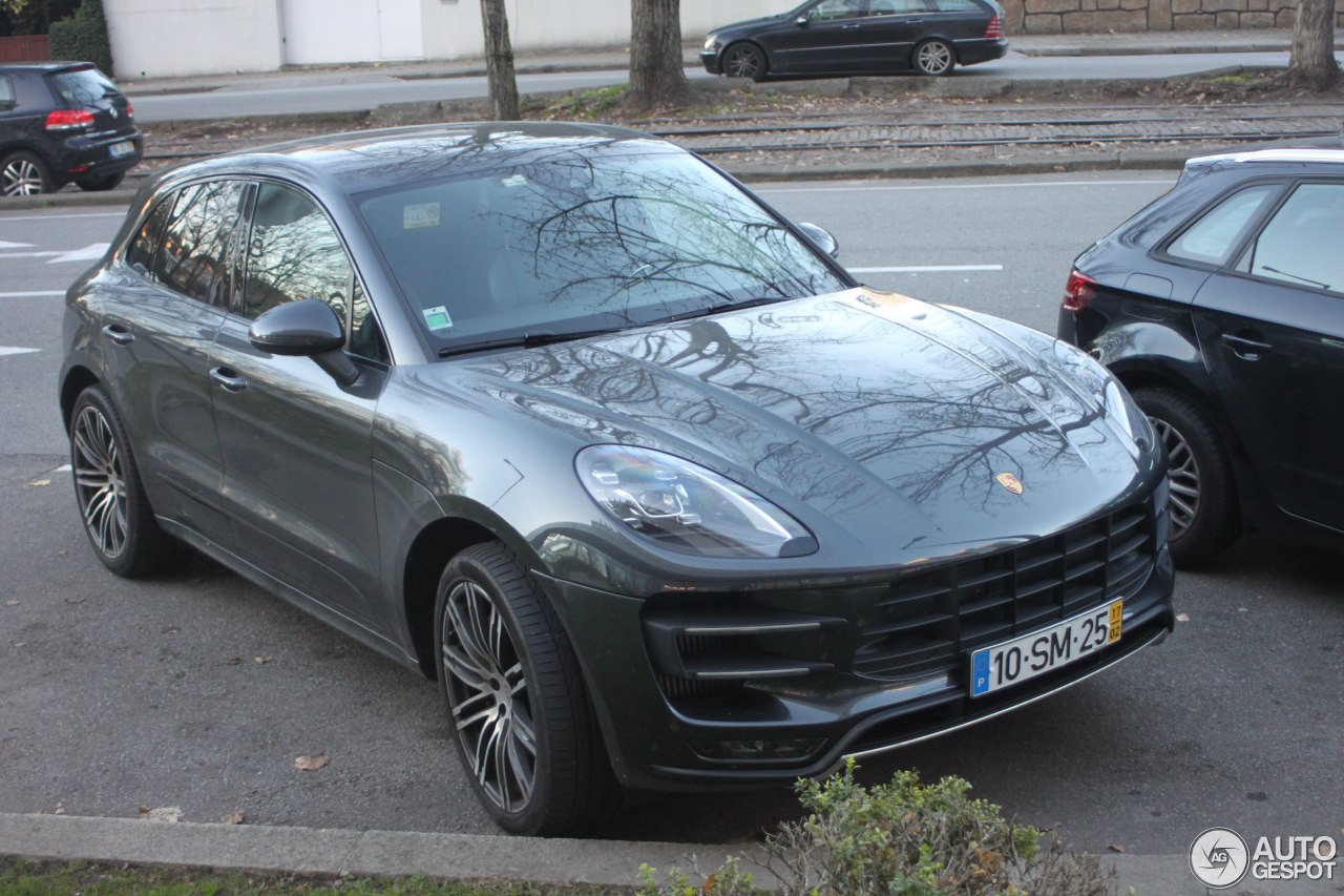 Porsche 95B Macan Turbo - 26 January 2018 - Autogespot