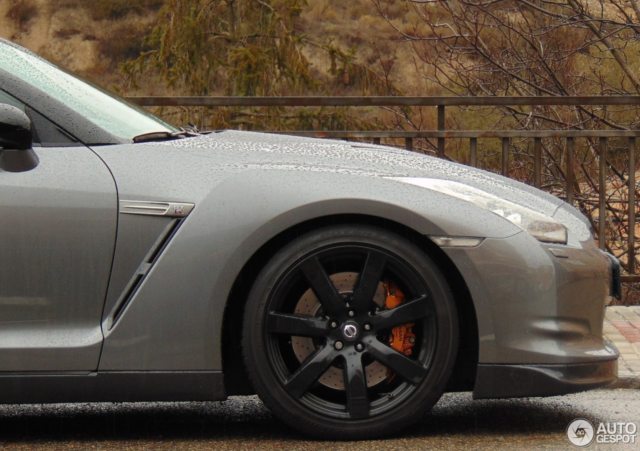 Nissan GT-R - 07 February 2018 - Autogespot