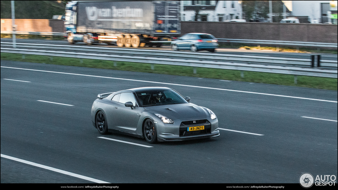 Nissan GT-R - 27 February 2018 - Autogespot