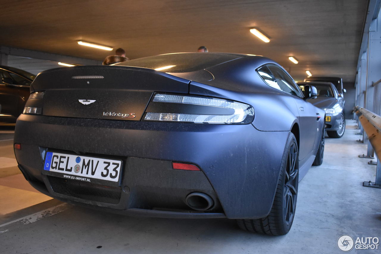Aston Martin V12 Vantage S Red Bull Racing Edition - 02 March 2018 ...