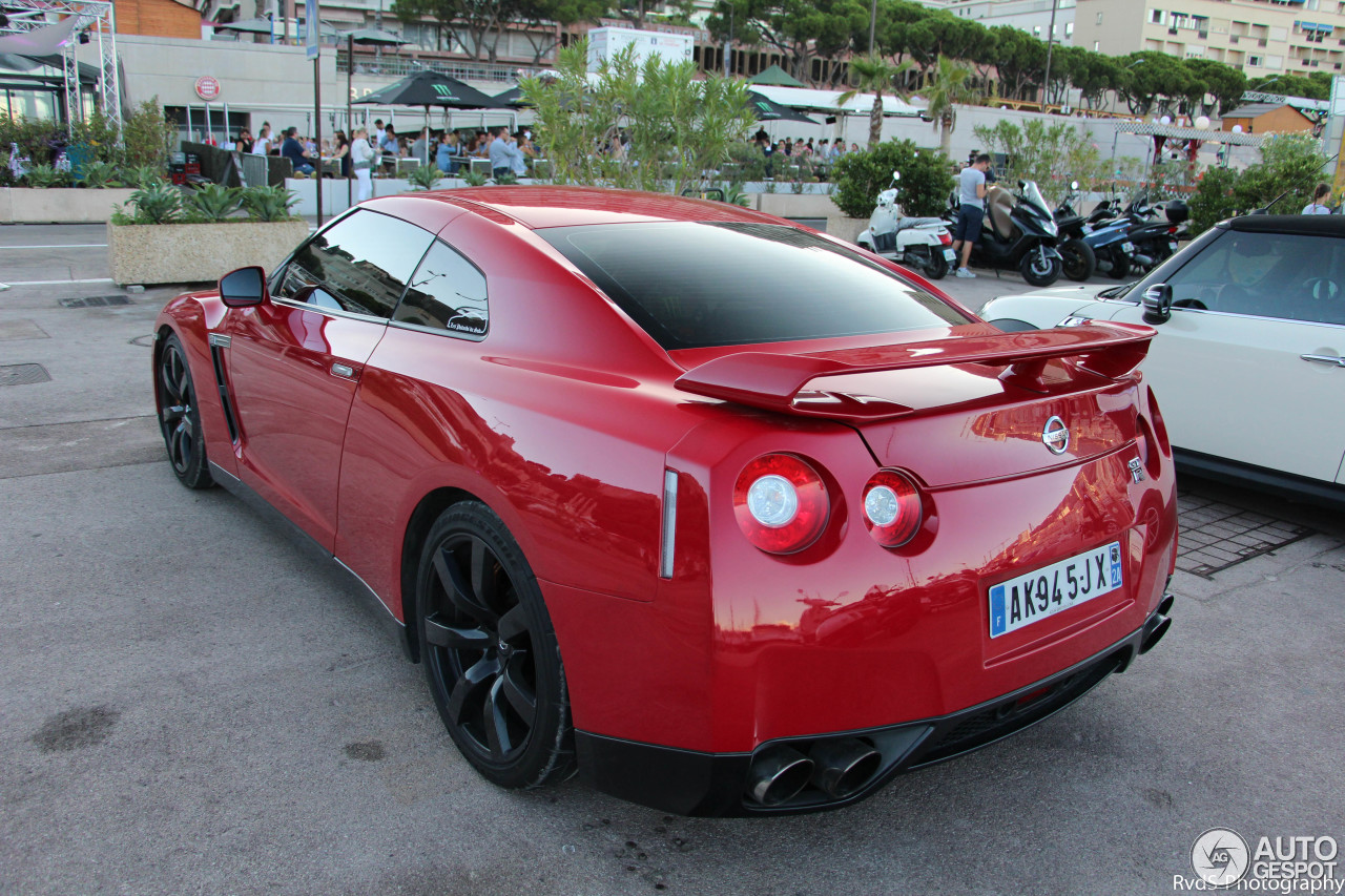 Nissan GT-R - 12 March 2018 - Autogespot