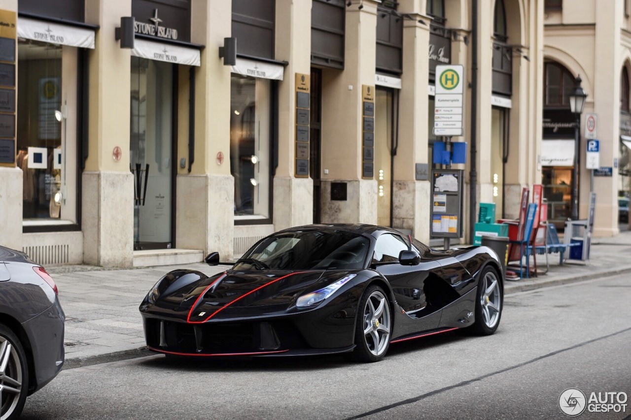 Ferrari LaFerrari Aperta - 30 March 2018 - Autogespot