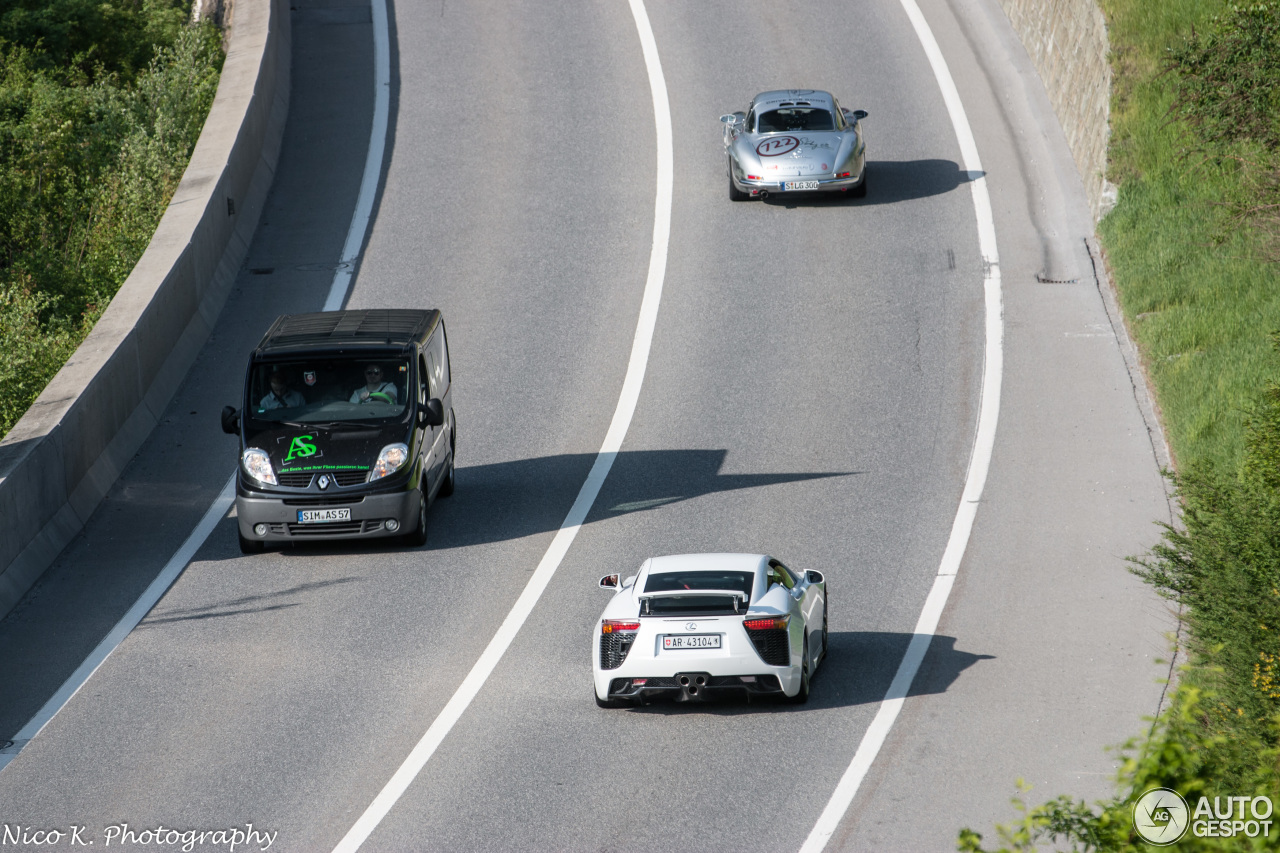 Mercedes-Benz 300 SL Gullwing V8 AMG - 08 May 2018 - Autogespot