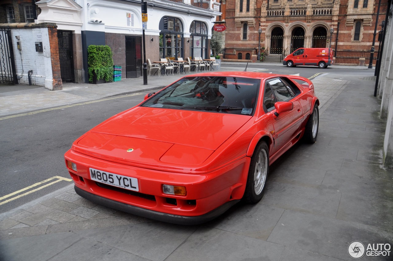Lotus Esprit 300 Sport - 13 May 2018 - Autogespot