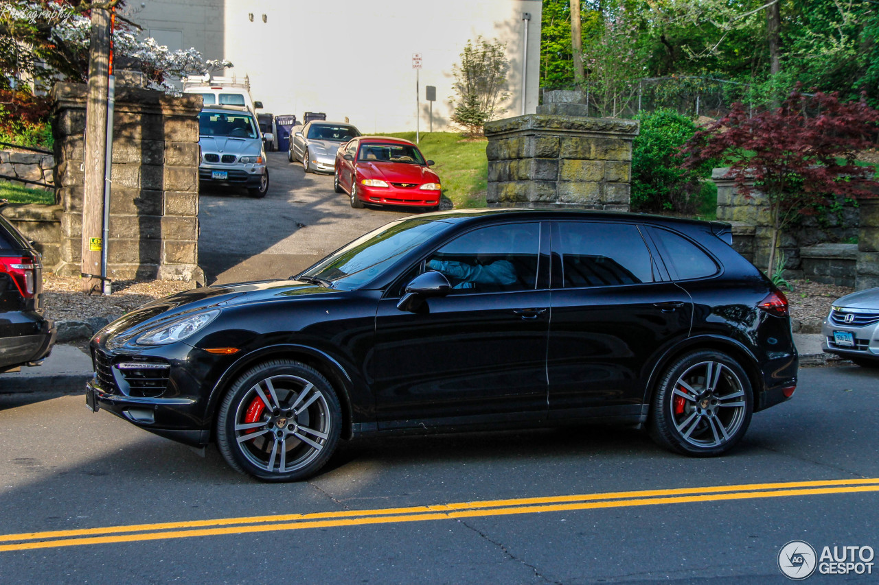 Porsche 958 Cayenne Turbo S MkI - 15 May 2018 - Autogespot