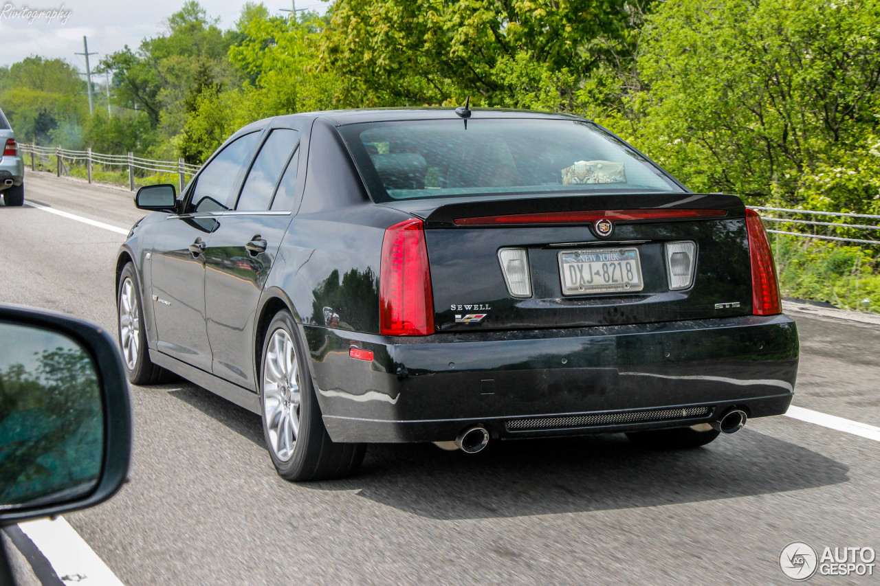 Cadillac STS-V - 19 May 2018 - Autogespot