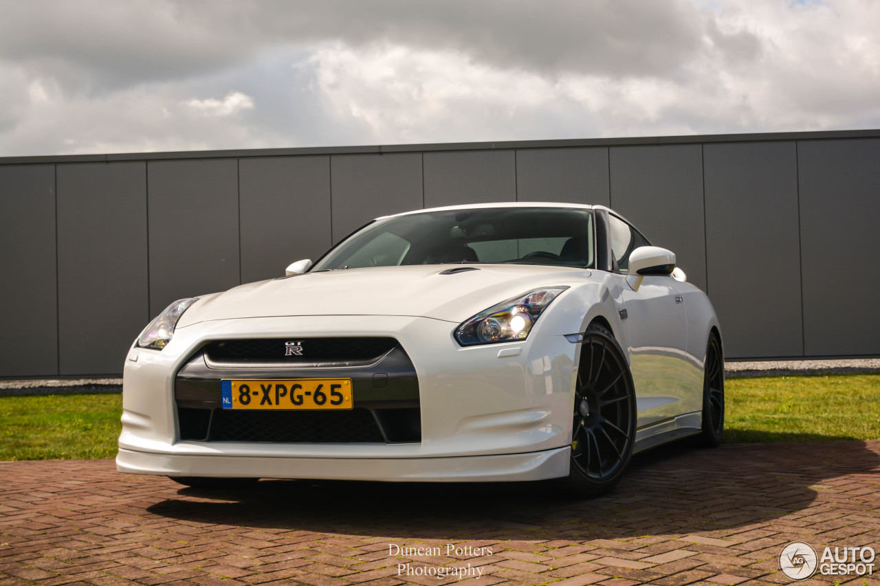Nissan GT-R - 22 May 2018 - Autogespot