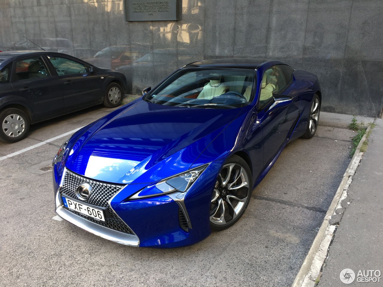 Lexus LC 500 Structural Blue Edition - 26 June 2018 - Autogespot