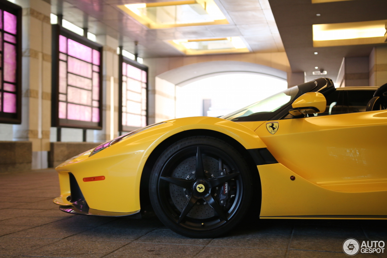 Ferrari LaFerrari Aperta - 08 October 2018 - Autogespot