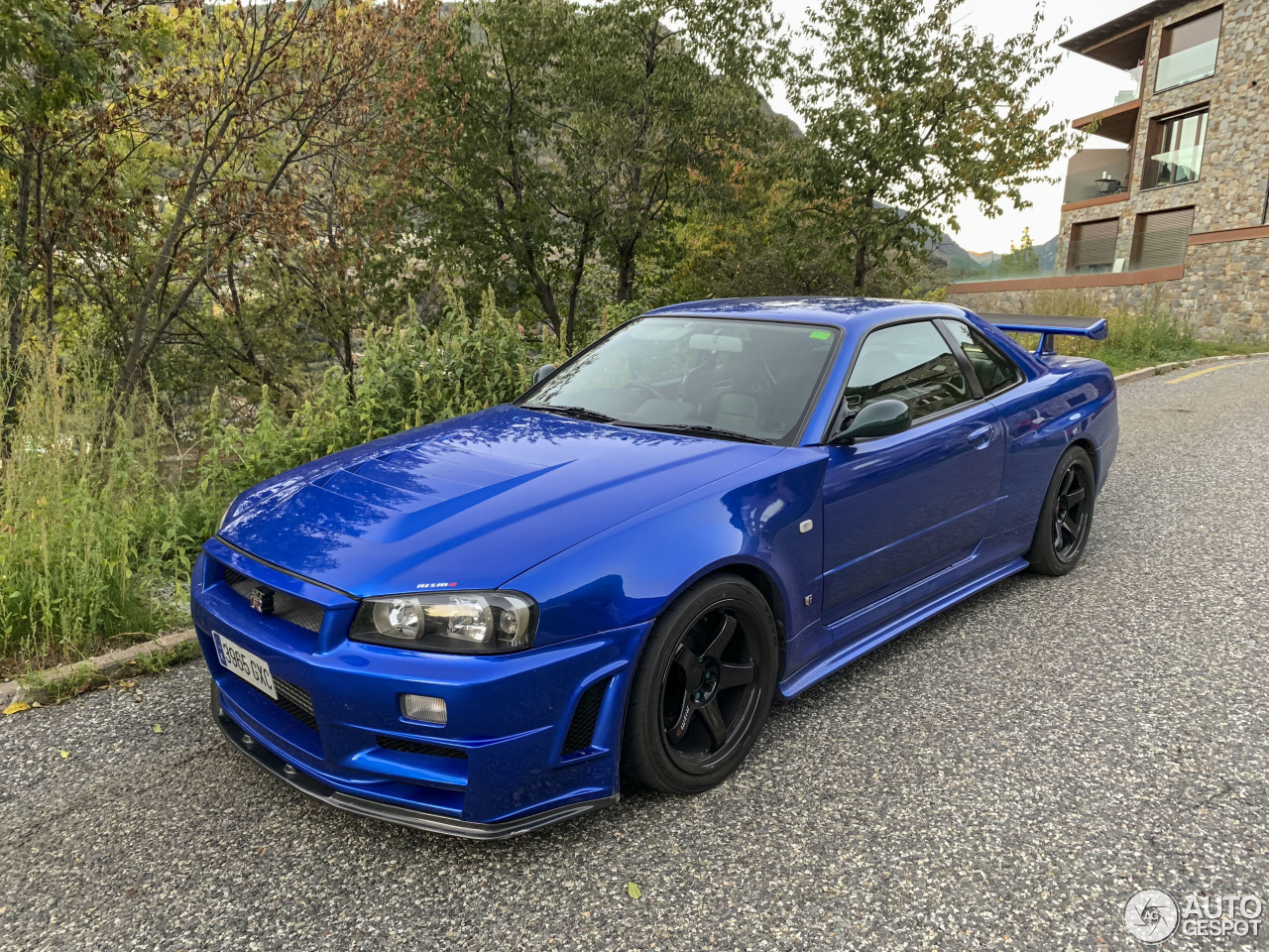 Nissan Skyline R34 GT-R V-Spec II - 25 October 2018 - Autogespot
