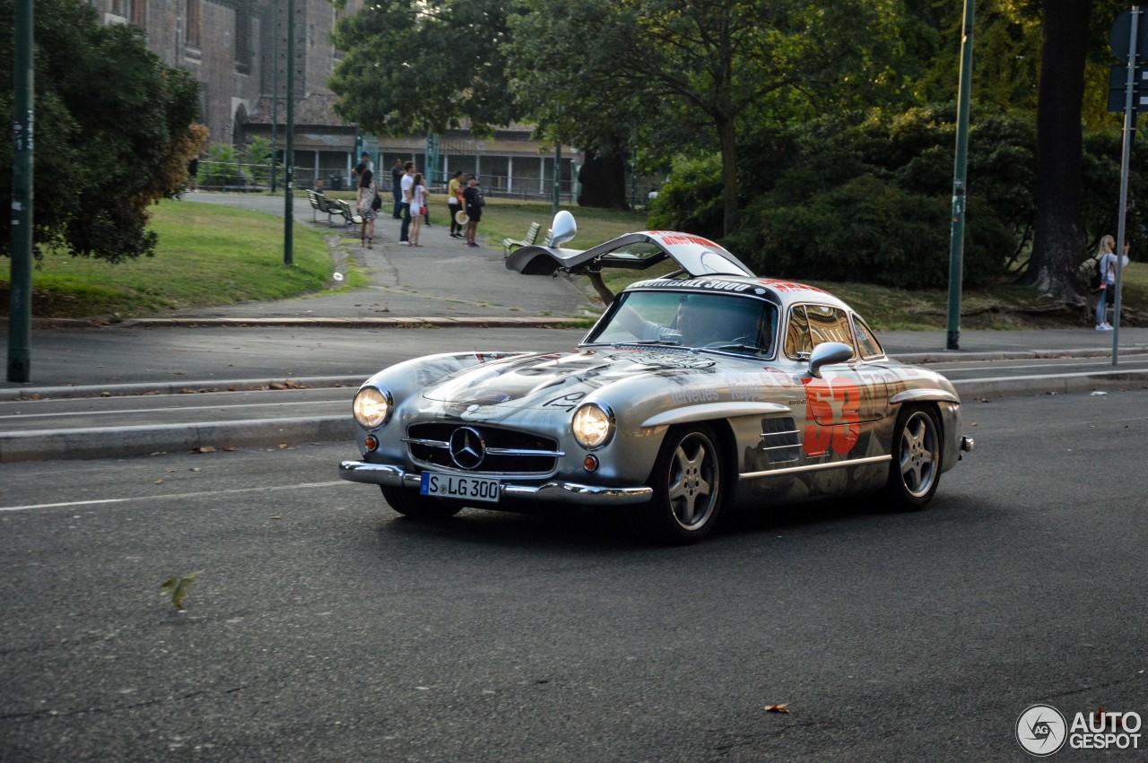 Mercedes-Benz 300 SL Gullwing V8 AMG - 30 October 2018 - Autogespot