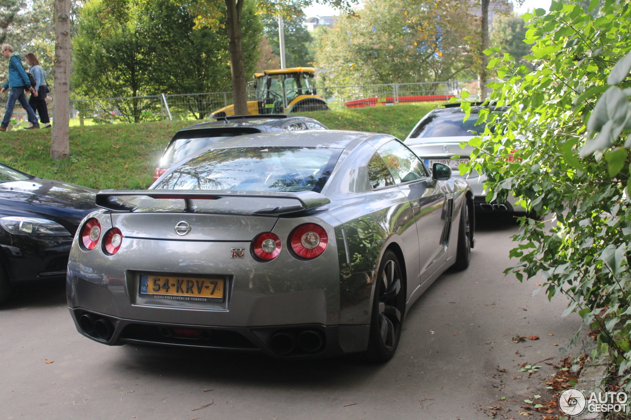 Nissan GT-R - 08 November 2018 - Autogespot