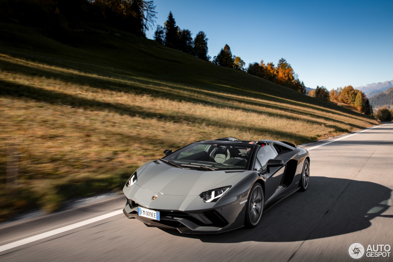 Lamborghini Aventador S LP740-4 Roadster - 14 november 2018 - Autogespot