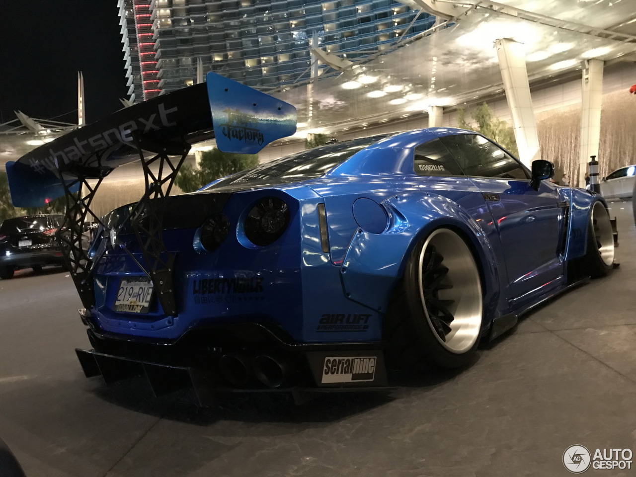 Nissan GT-R Liberty Walk Widebody - 27 November 2018 - Autogespot