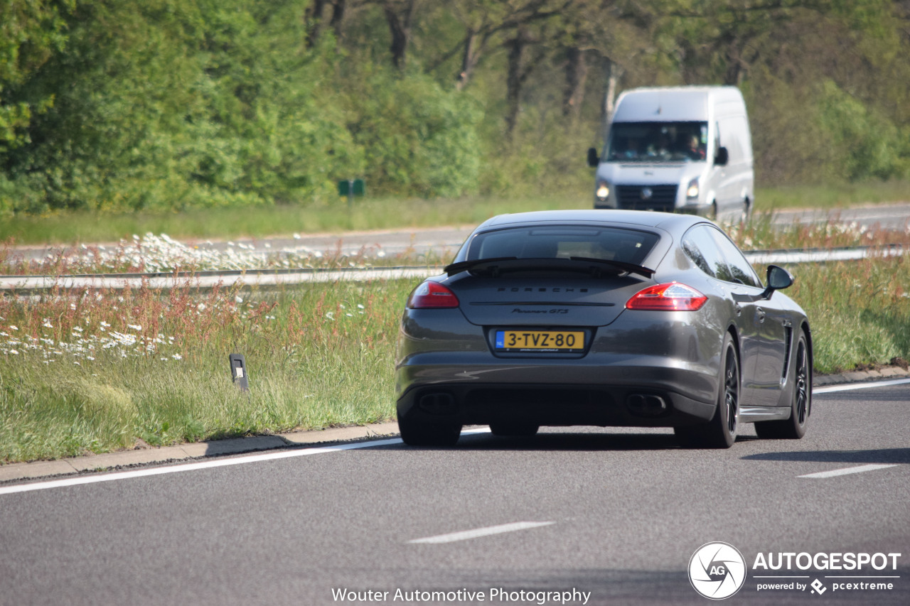 Porsche 970 Panamera GTS MkI - 22 December 2018 - Autogespot