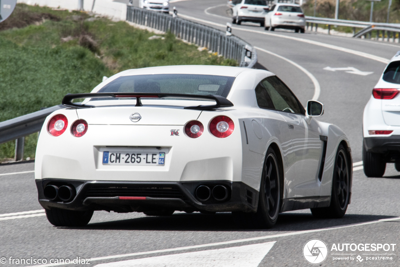 Nissan GT-R SpecV - 26 December 2018 - Autogespot